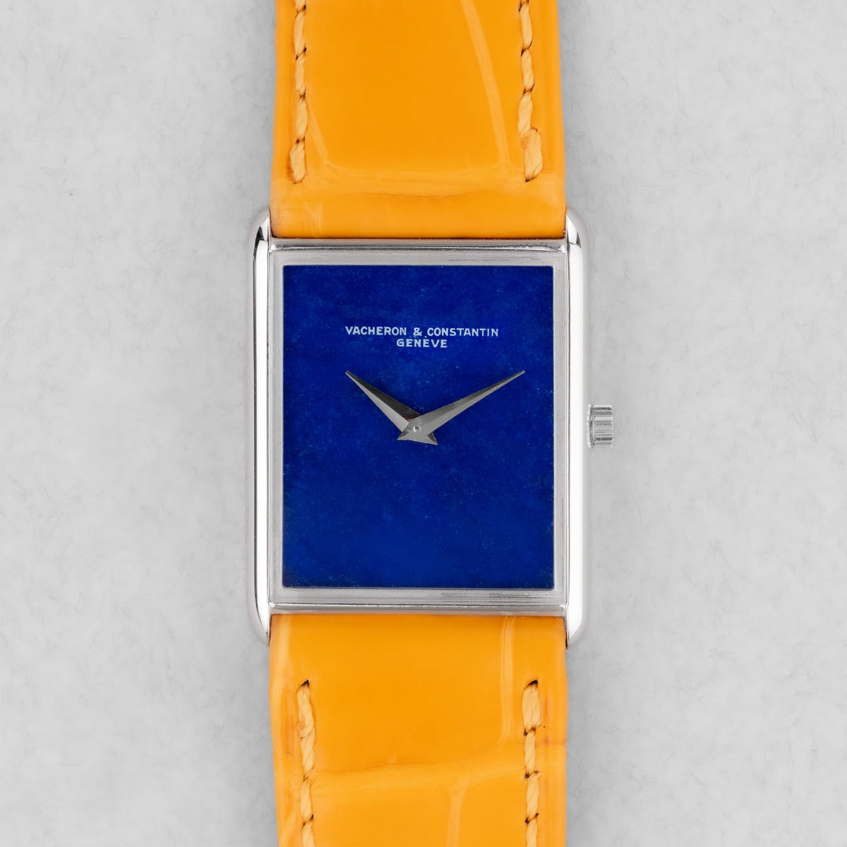 Superbe Vacheron Constantin « Tank » Lapis Lazuli en or blanc, calibre ...